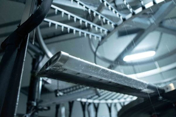 Hempel launches edge protection coating for wind blades | BESSER LACKIEREN